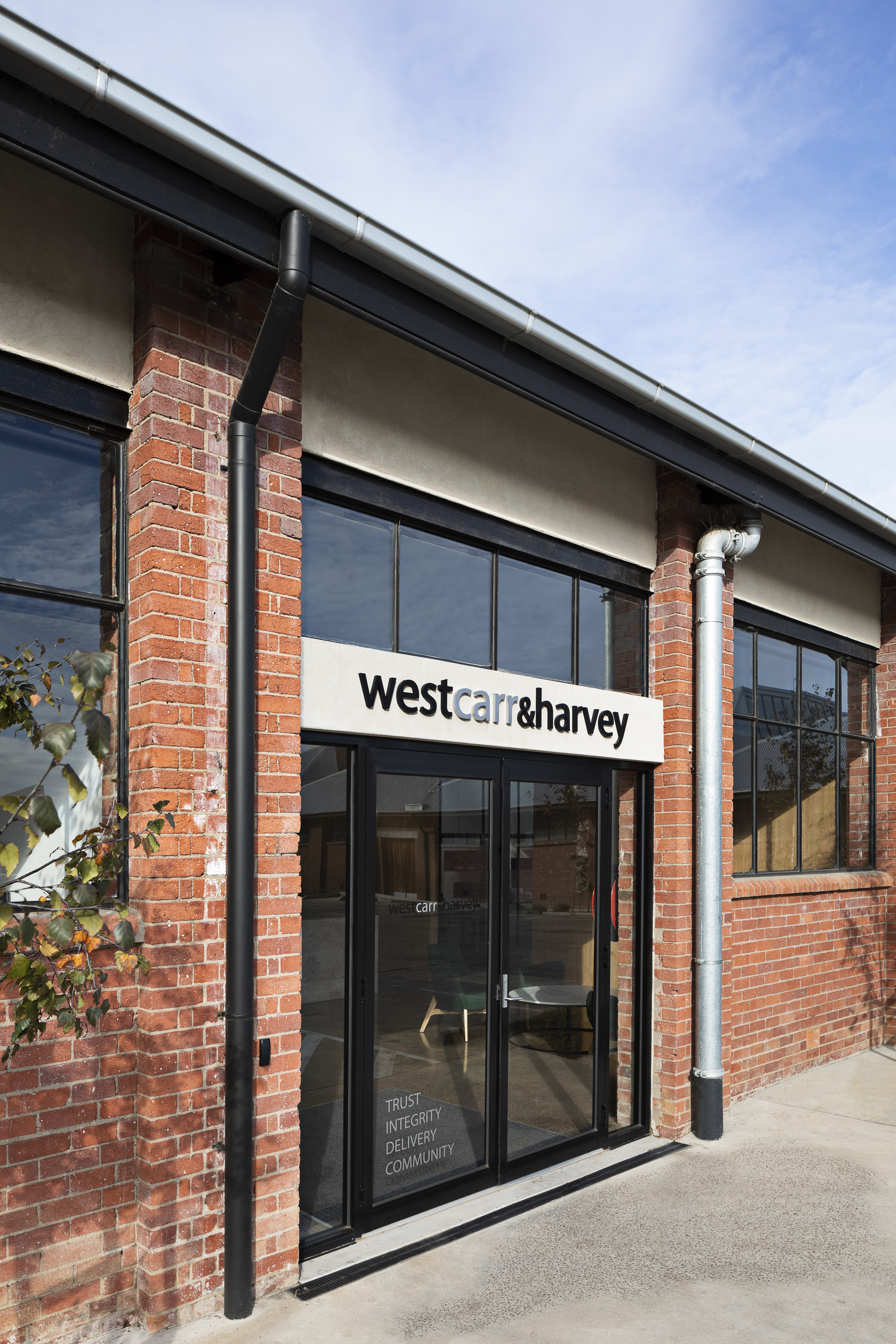 West Carr & Harvey | BowerBird