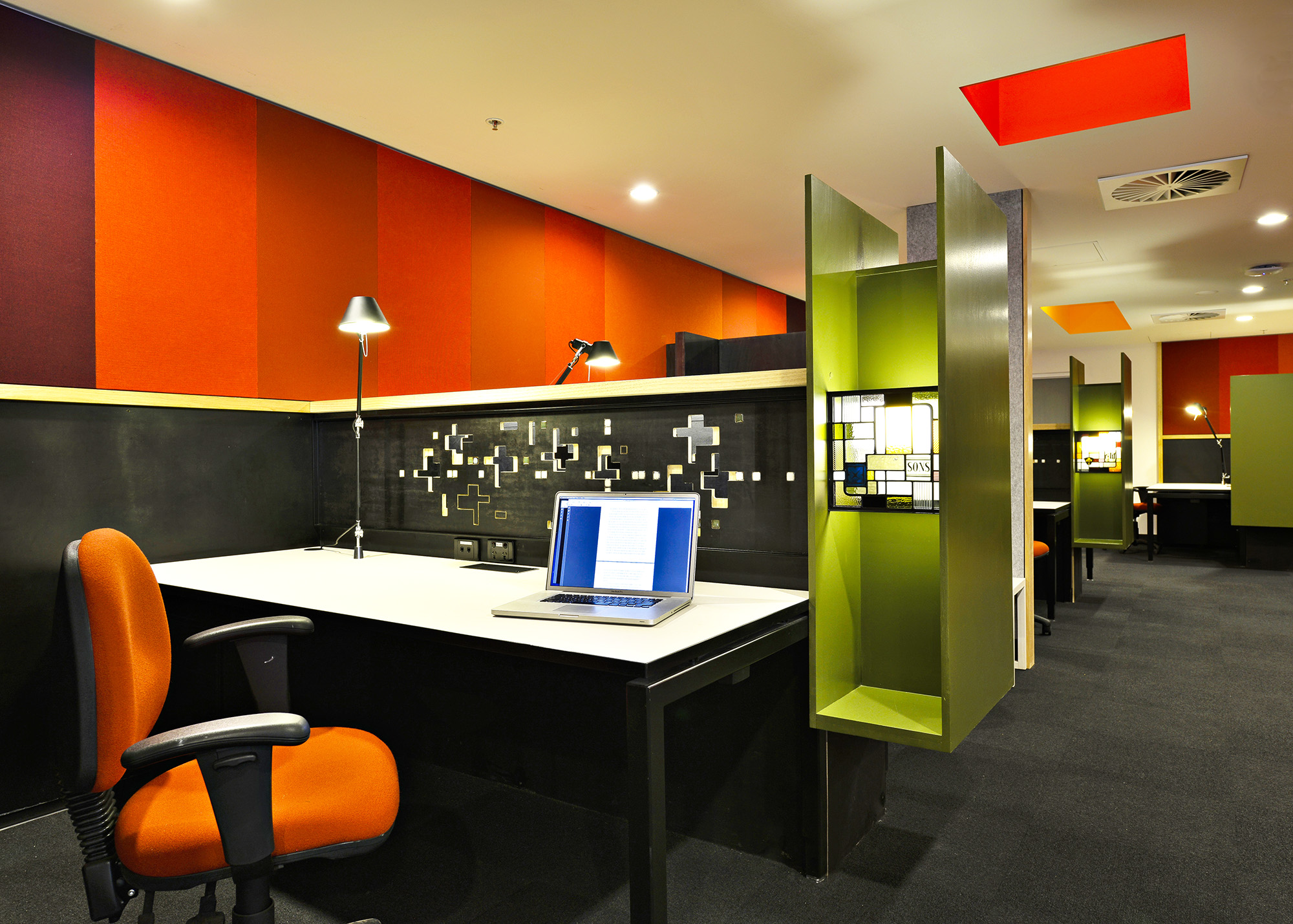 Deakin University Burwood Library | BowerBird